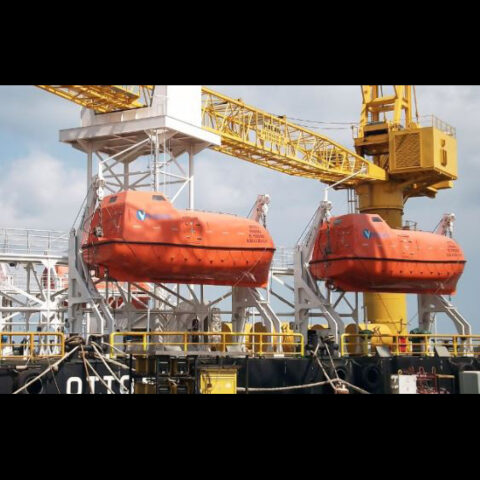 Totally Enclosed Lifeboat | PT Destini Marine Safety